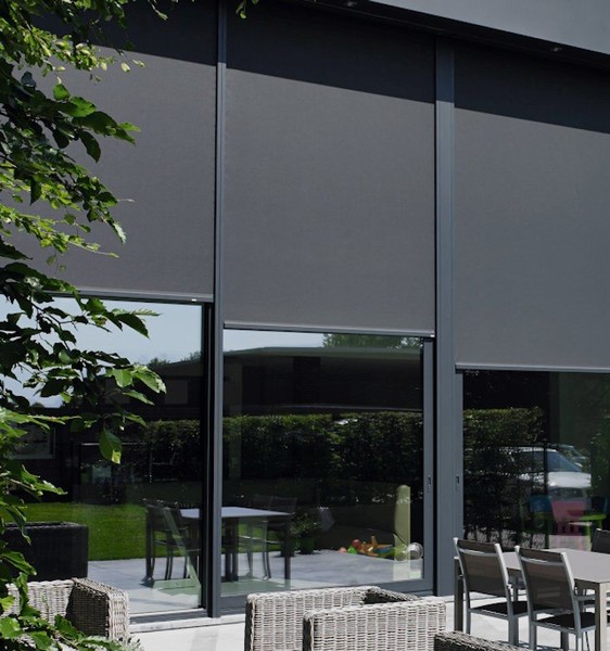 Utvendig solskjerming | Motoriser skjermene dine for mer privatliv!